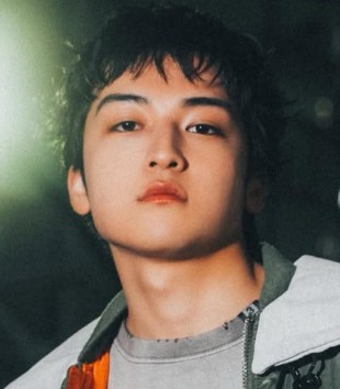 【何者】THELASTPIECE(ラスピ)カノンは英語ネイティブ並＆劇団出身！wikiプロフ・経歴を徹底紹介！ - Buzzium